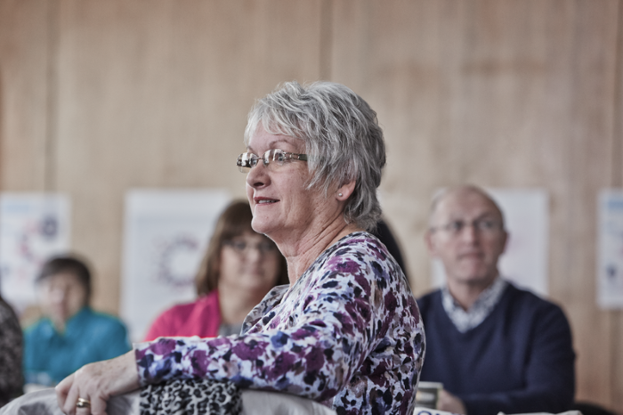 Volunteering at home | Cancer Research UK